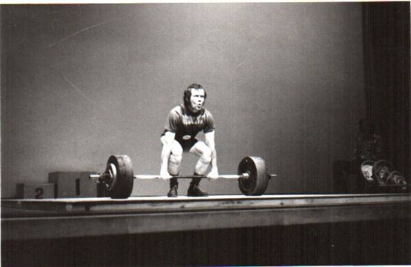 Choosing the Best Weight Class For Lifting - Breaking Muscle