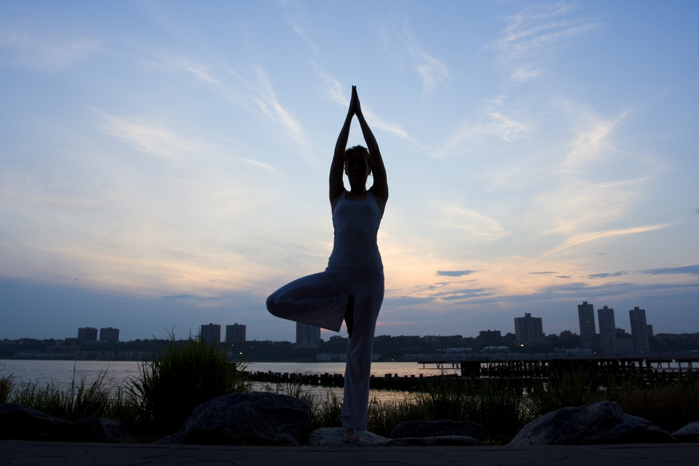 10 Tips for Doing Yoga On-the-Go - Breaking Muscle