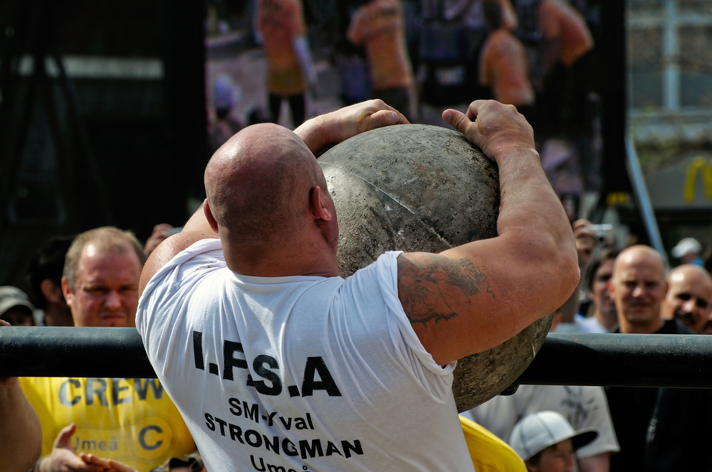 Strongman: Cycle 1, Week 9, Day 2 - Breaking Muscle