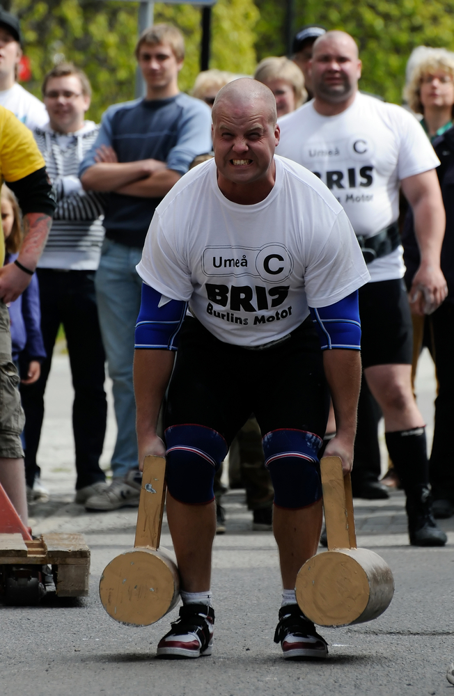 Strongman: Cycle 2, Week 5, Day 3 - Breaking Muscle