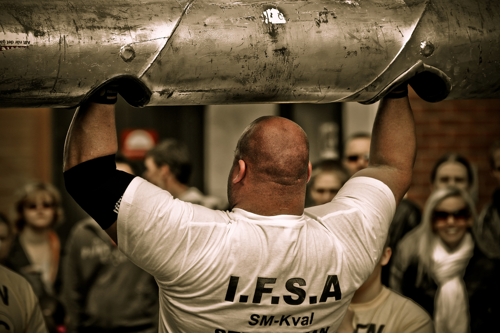 Strongman: Cycle 2, Week 12, Day 2 - Breaking Muscle