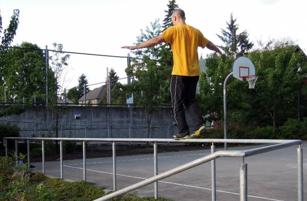 7 Simple Ways to Avoid Injury in Parkour (Or Any Other Sport ...