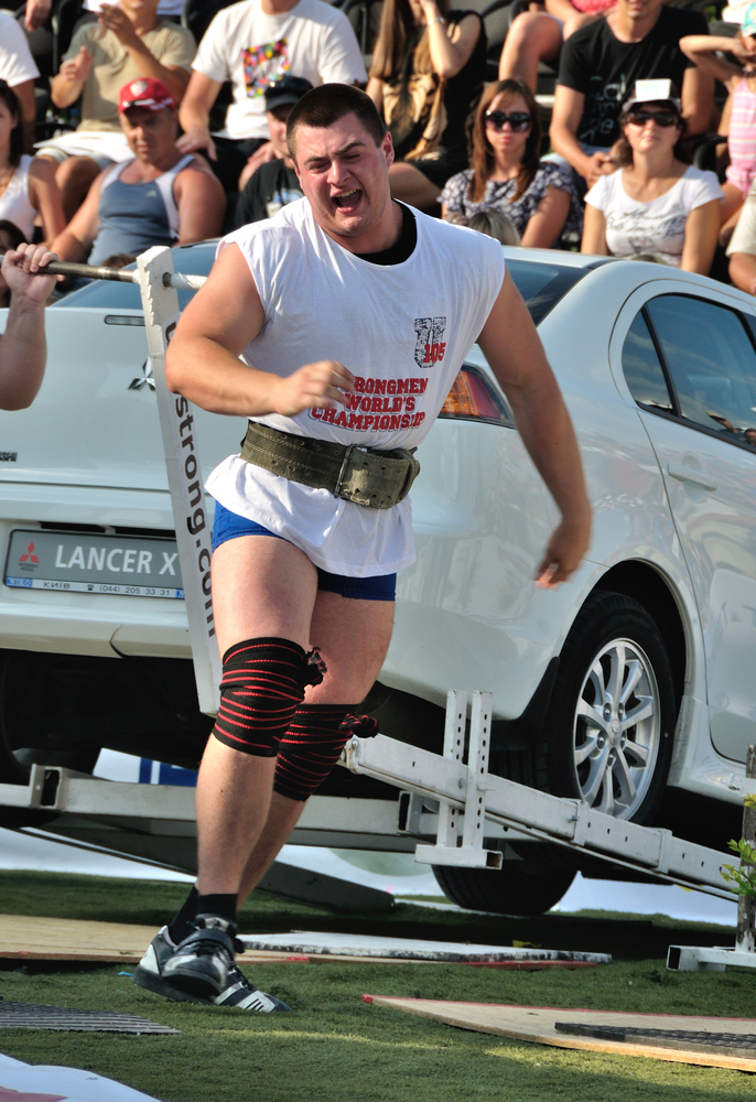 Strongman: Cycle 3, Week 5, Day 3 - Breaking Muscle