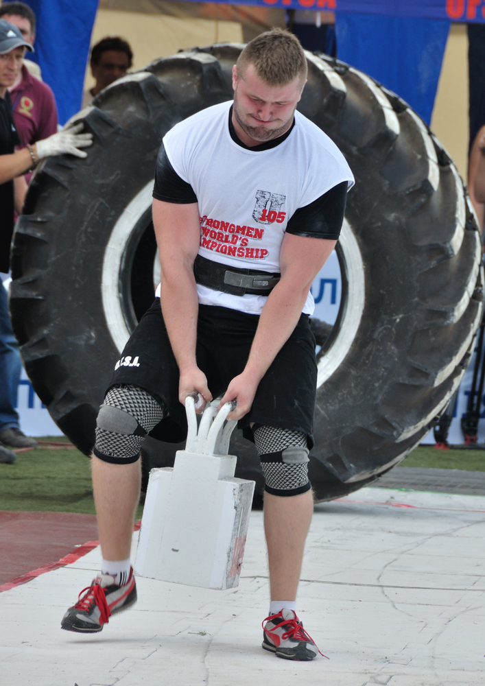 Strongman: Cycle 3, Week 12, Day 1 - Breaking Muscle