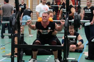 Why Your SI Joint Is Such a Pain (And 4 Exercises to Fix It) - Breaking ...