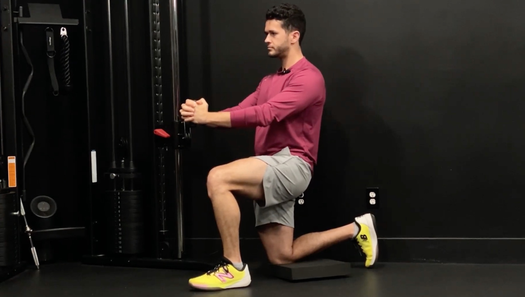 How to Do the Half-Kneeling Pallof Press for Core Strength and Full-Body Stability - Breaking Muscle